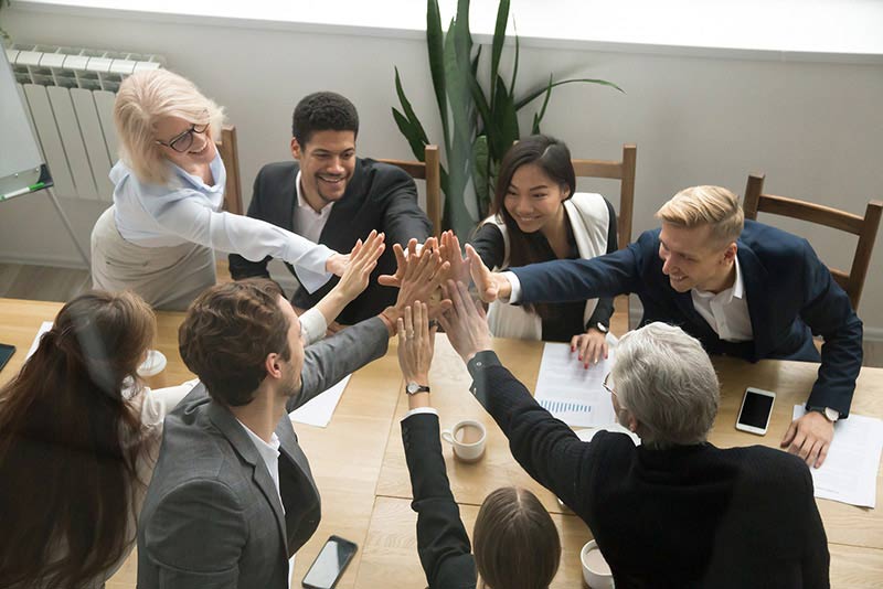 2 Ways Bigger Teams Can Improve Employee Motivation